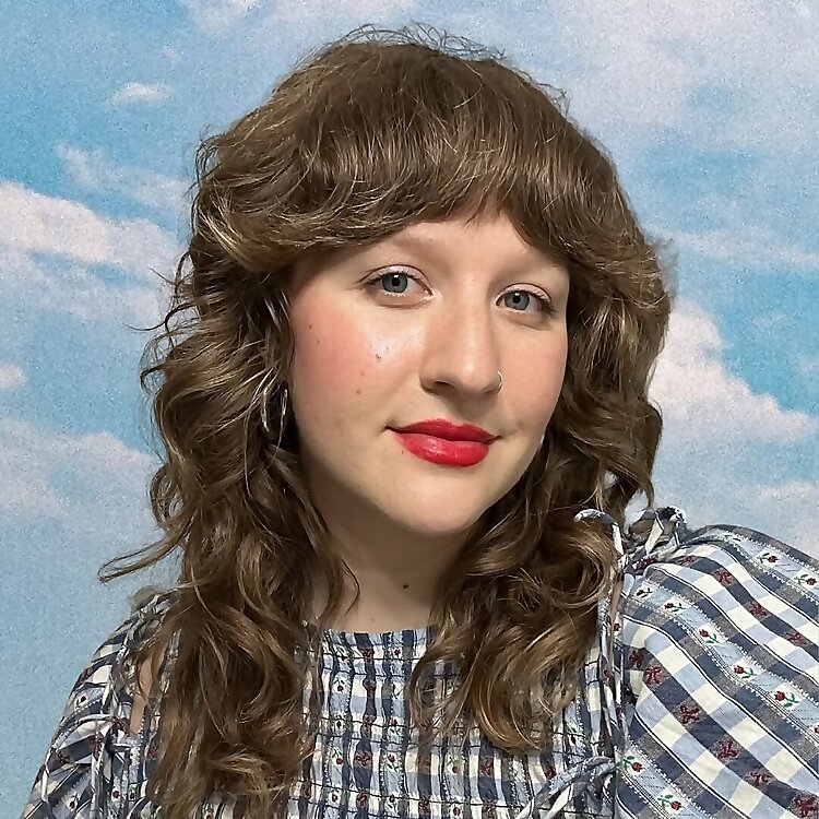 Top 45 Thrift Influencers in 2026