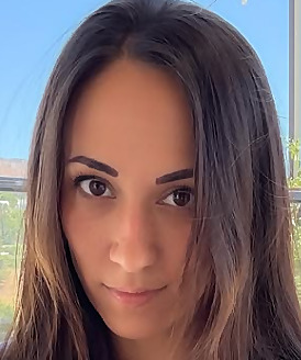 Top 100 OnlyFans Models in 2026 (Best OnlyFans Accounts)
