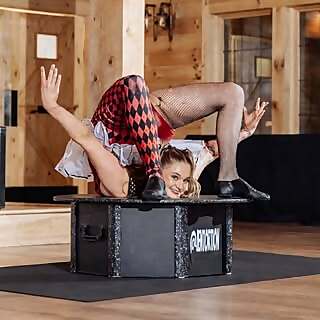 Top 40 Contortionist Influencers in 2026