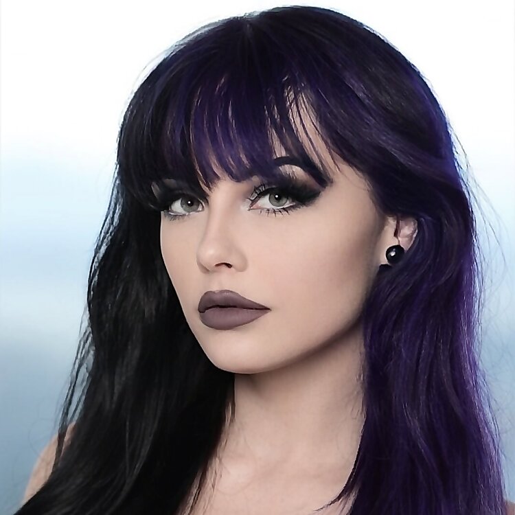 Top 45 Female Goth Influencers in 2025