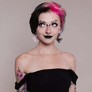 Top 45 Female Goth Influencers in 2026