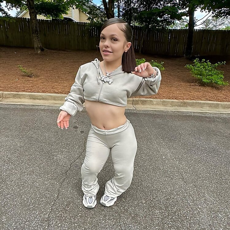 Top 45 Midget OnlyFans Influencers in 2026 (Dwarf OnlyFans)